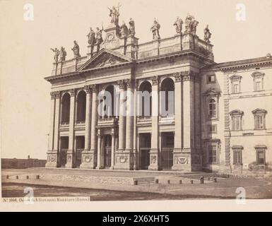 View of the Basilica of St. John Lateran in Rome, Italy, Chiesa di S ...