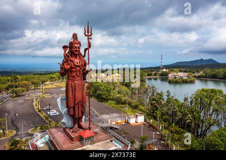 Statue of Hindu Faith at Lake Grand Bassin, Lord Shiva, Grand Bassin ...