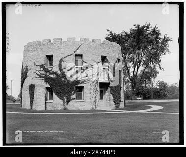 The Round Tower, Fort Snelling Stock Photo - Alamy