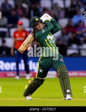 Aliya Riaz of Pakistan bats during the ICC Women's T20 World Cup match ...