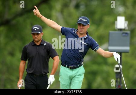 Justin Thomas reacts as his tee shot on the 16th hole during the second ...