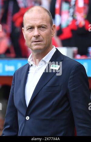 Leverkusen, Germany. 18th May, 2024. Team Bayer 04 Leverkusen pose for photos during the ...