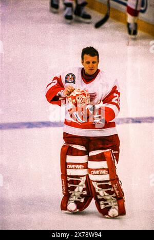 Mike Vernon, Detroit Redwings goalie, during a game in 1996 Stock Photo ...