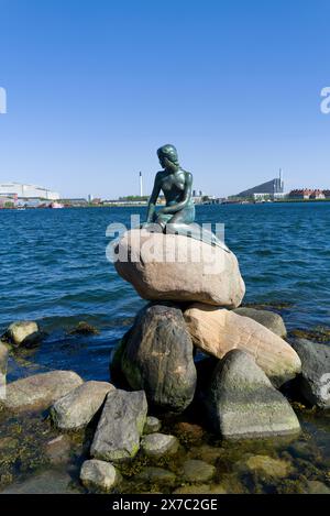 The Little Mermaid. Sculptor Edvard Eriksen. 1909-1913. Copenhagen, Denmark Stock Photo - Alamy