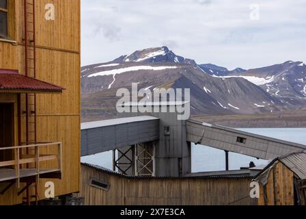 Russian coal mining outpost at Barentsburg Svalbard Stock Photo - Alamy