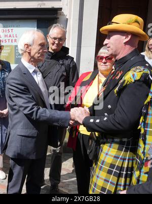 Chairman of the infected blood inquiry Sir Brian Langstaff with victims ...