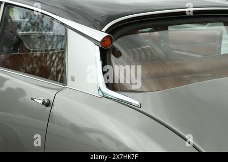 Citroen DS rear indicator light Stock Photo - Alamy