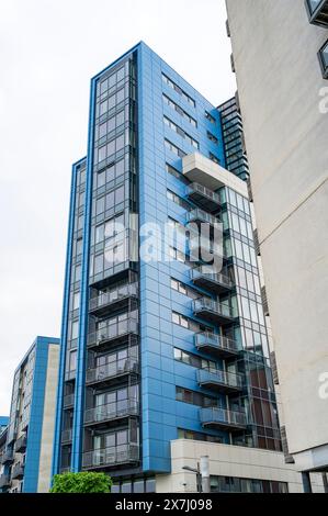 Cladding removal and replacement on a high rise building, Nottingham ...