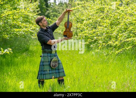 The Patrick Matthew violin is played by actor and musician Thoren ...