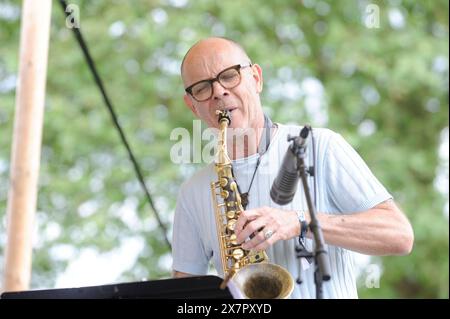 Der deutsche Jazz-Saxphonist Jan Klare beim Internationalen ...