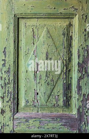 Weather-beaten green wooden door Stock Photo - Alamy