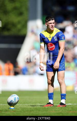 Warrington Wolves' Josh Thewlis lines up a kick during the Betfred ...
