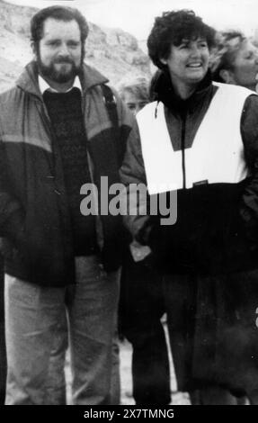 BRITISH CONSUL LARRY BANKS AND HIS WIFE LIZ WHO WAS HELD HOSTAGE BY ...