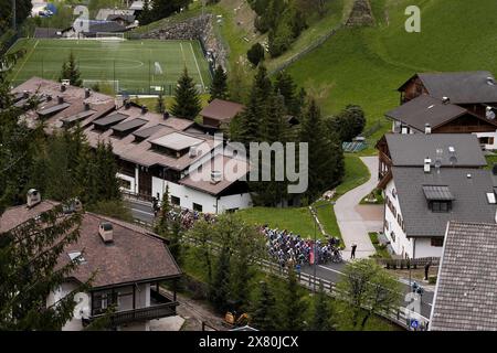 The pack rides cycles during Stage 3 of the Giro d’Italia Women, from ...