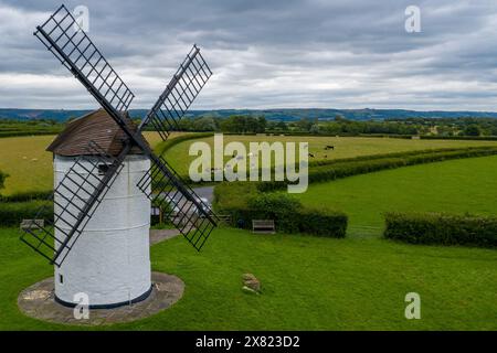 Ashton Windmill in the stunning countryside Stock Photo - Alamy