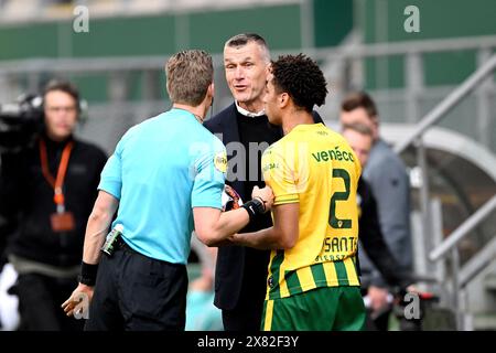THE HAGUE - sbv Excelsior coach Marinus Dijkhuizen during the play-offs ...