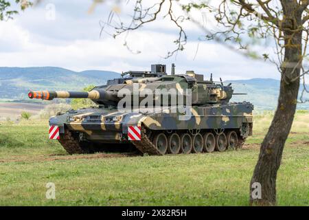 German-made Leopard 2A7 tank with camouflage Stock Photo - Alamy