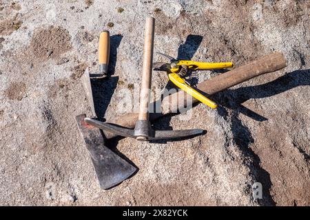 tools in an archaeological excavation Archaeology works Stock Photo - Alamy