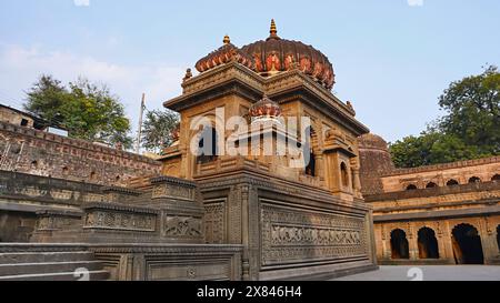 View of Ancient Kashi Vishwanath Temple, Ahilya Devi Maheshwar Fort ...