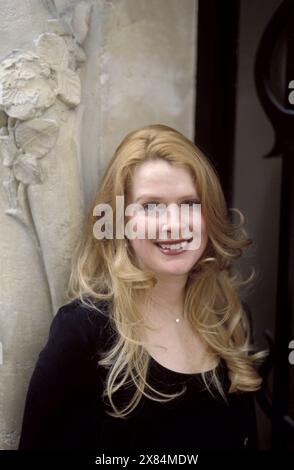 Elizabeth DEWBERRY - Date : 19990401 ©John Foley/Opale.photo Stock ...