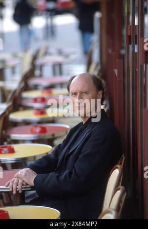 Robert Olen BUTLER - Date : 19990401 ©John Foley/Opale.photo Stock ...