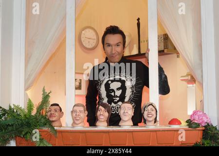 Jochen Bendel als Moderator der Staffel 6 der Big Brother Show ...