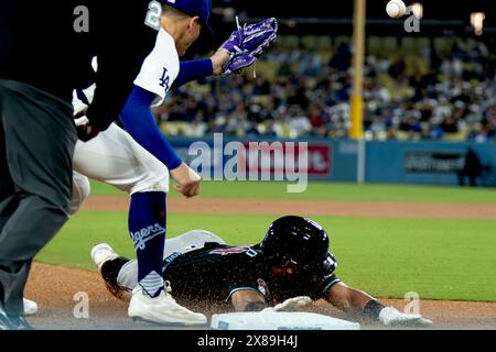 Arizona Diamondbacks catcher Gabriel Moreno (14) in the first inning ...