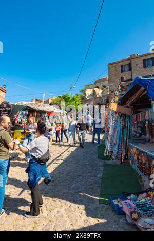 Street full of people and shops near Spice Market in Istanbul, Turkey ...