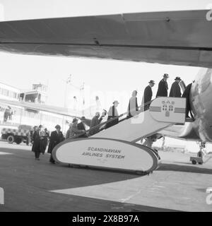 Actual 08- 1948: The future road over the sea. A flight with ...