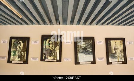Nepal, Kathmandu, Durbar Square, King Pratap Malla statue, temples ...
