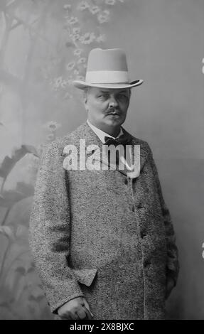 Portrait of Swedish author August Strindberg, 1902 Stock Photo - Alamy