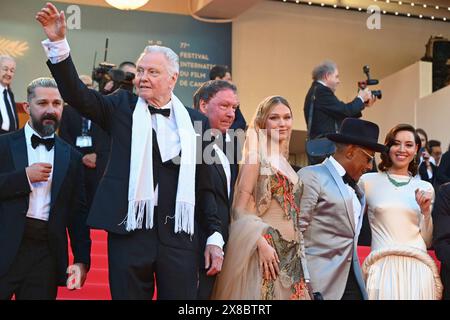 The "Megalopolis" film cast: Jon Voight, D. B. Sweeney, Grace ...
