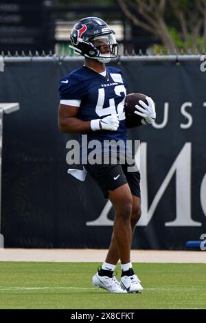 Houston Texans running back Jawhar Jordan (26) runs with the ball ...