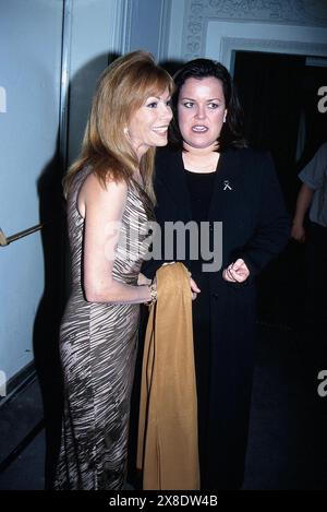 Apr. 26, 2001 - KATHIE LEE GIFFORD.ROSIE O'DONNELL.4/00. JUDIE BURSTEIN ...