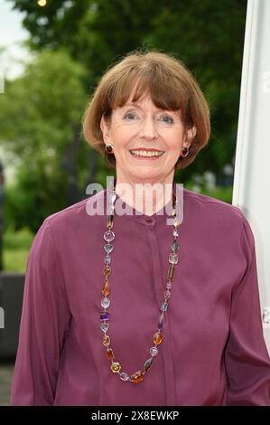 Cologne, Germany. 24th May, 2024. Presenter Susan Link and her husband ...