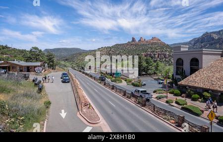 View along State Highway 89a towards red rock buttes in Uptown Sedona ...