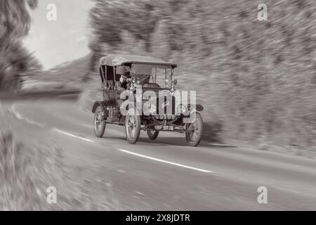 Ford Model T driving on an English country road Stock Photo - Alamy