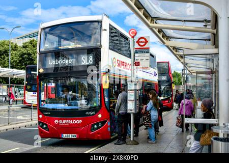 Hammersmith bus station, Hammersmith, London, England, U.K Stock Photo ...