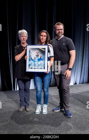 26 May 2024, Berlin: Kerstin (l-r), mother of former and suddenly ...