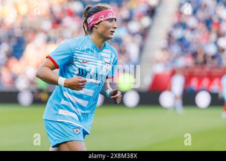 Chicago Stars forward Ally Schlegel (34) follows a play during an NWSL ...