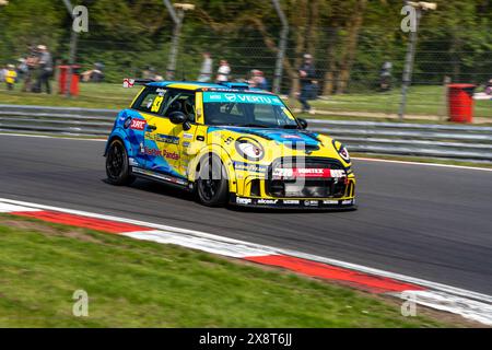 Maximus Hall Vertu Mini Challenge, Snetterton Circuit, Norwich, Norfolk ...