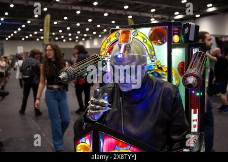 Davros from Dr Who cosplay at Comic Con London Stock Photo - Alamy