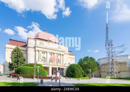 Graz: opera Graz, steel sculpture, the “lightsaber” in Region Graz ...