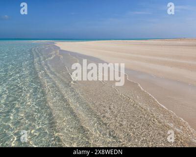 Sandbar and clear shallow water of Treasure Cay, Abaco, Bahamas on ...