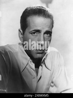Humphrey Bogart portrait - publicity photo Stock Photo - Alamy