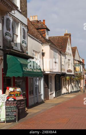 England, Kent, Faversham, West Street, The Shepherd Neame Sun Inn Pub ...
