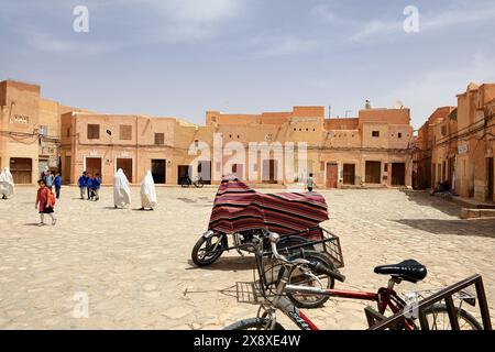Market square surrounded by traditional Mozabite architectures in Ksar ...