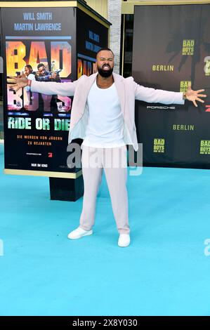 Barry Hammerschmidt bei der Premiere des Kinofims The Smashing Machine ...