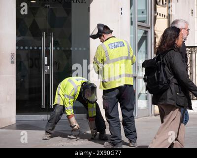 Underground electricity cables manhole cover owned by ENWL(formerly ...