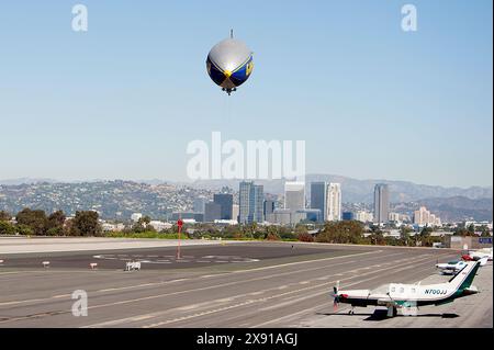 November 2014 Goodyear blimp flying over Santa Monica Airport and ...